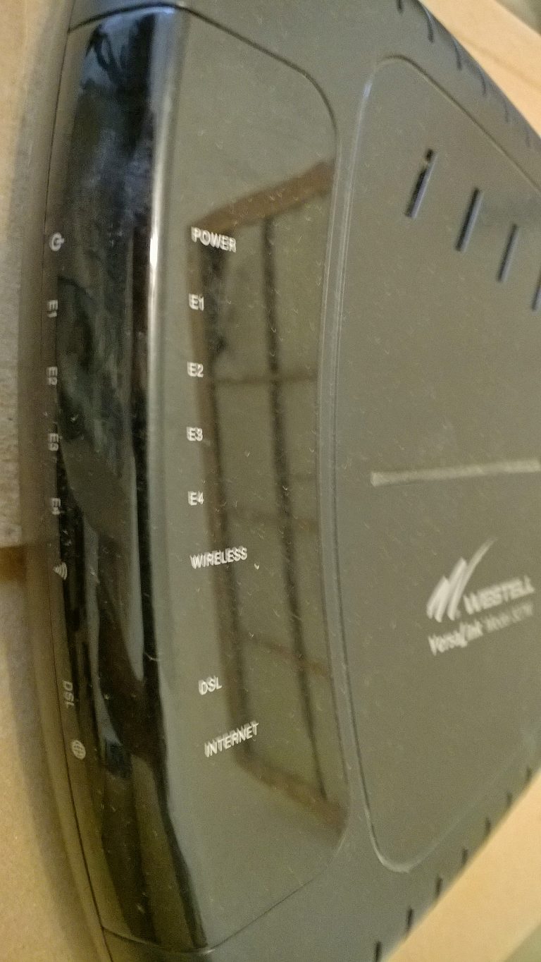 Westell VersaLink 327w Wireless DSL Modem Router - Pucho Marketplace